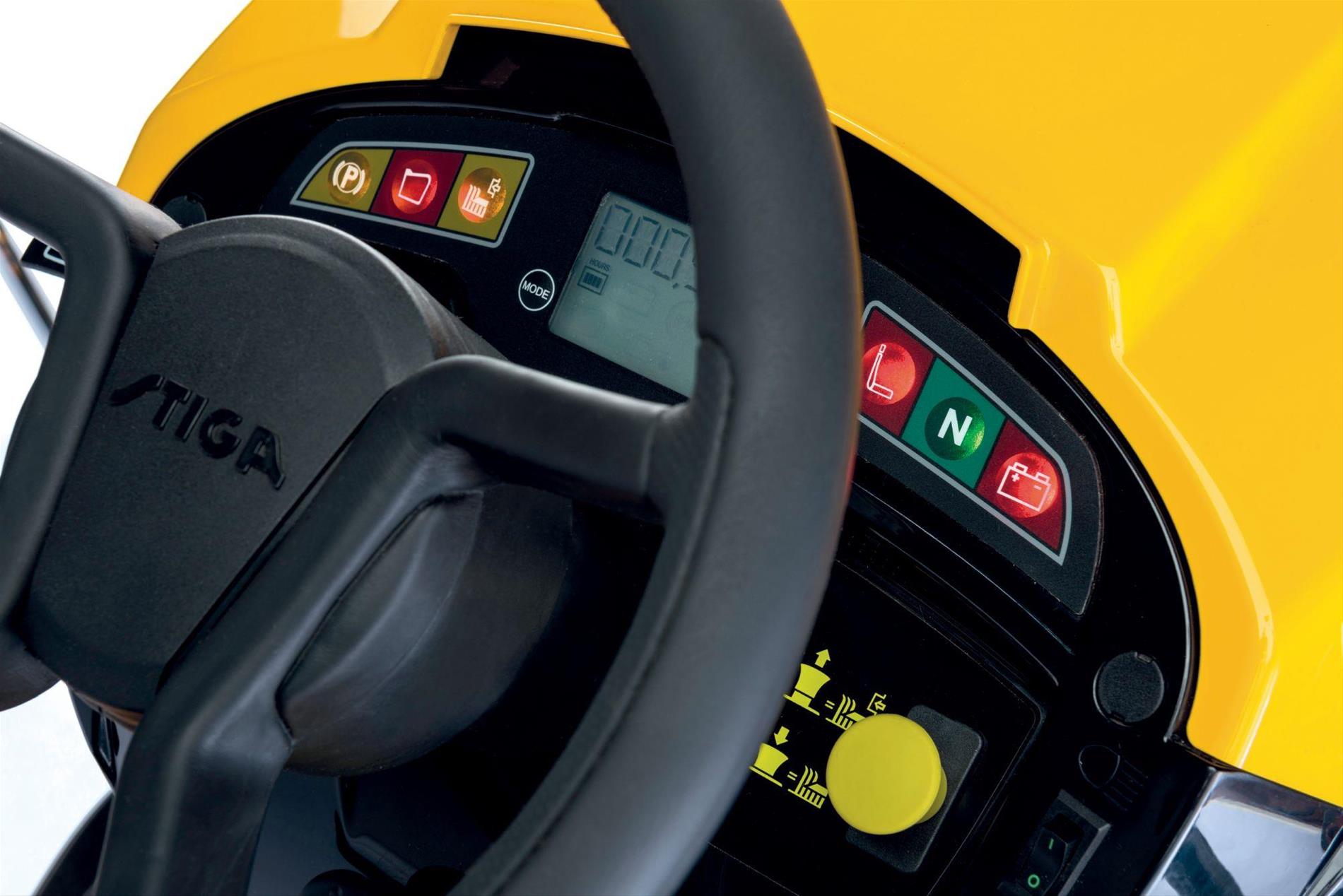 Stiga Estate 7122 HWSY Çim Biçme Traktörü - İrhal Tarım